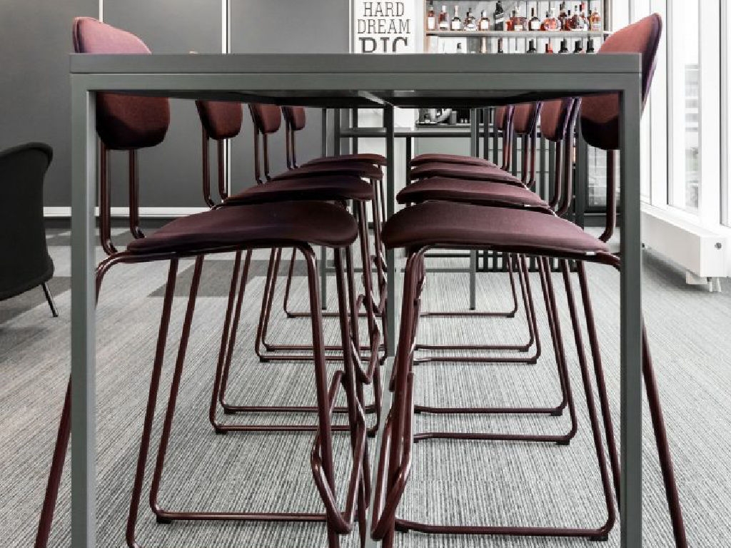Mese Inalte Office | Masa de conferinta | Masa Consiliu | Smart ...
